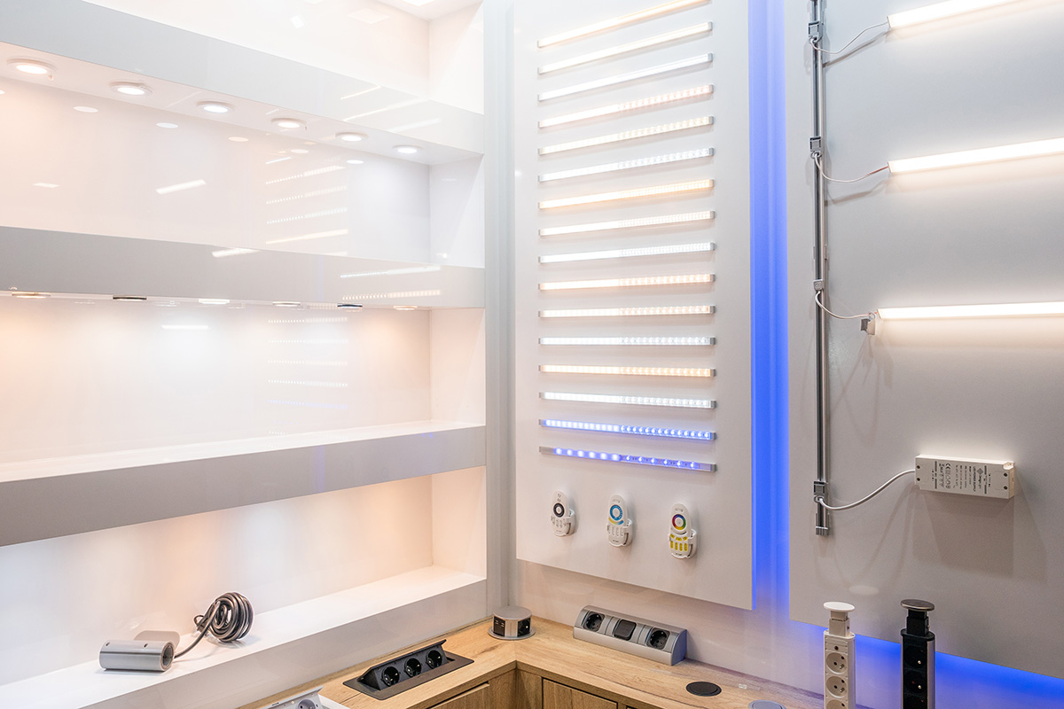 LED-Streifen. Mono, RGB, RGBW, CCT LED-Streifen - Design Light